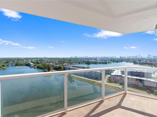 Luxury apartment complex for rent in Miami, United States