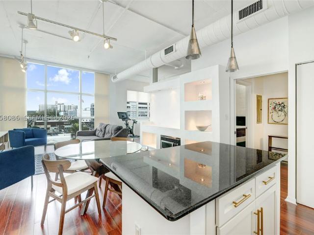 Luxury apartment complex for rent in Miami, United States