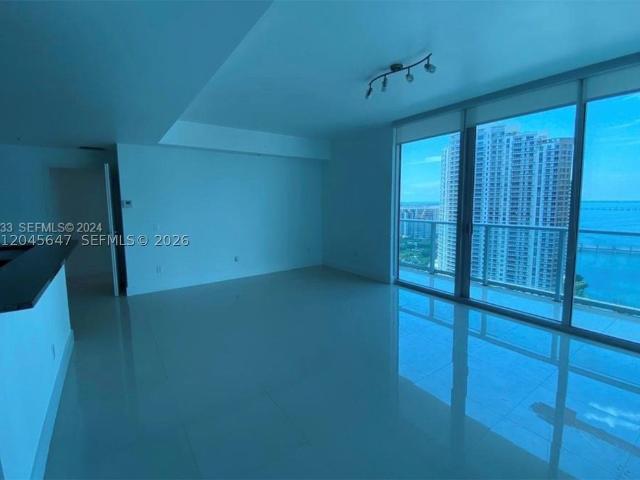 Luxury apartment complex for rent in Miami, United States