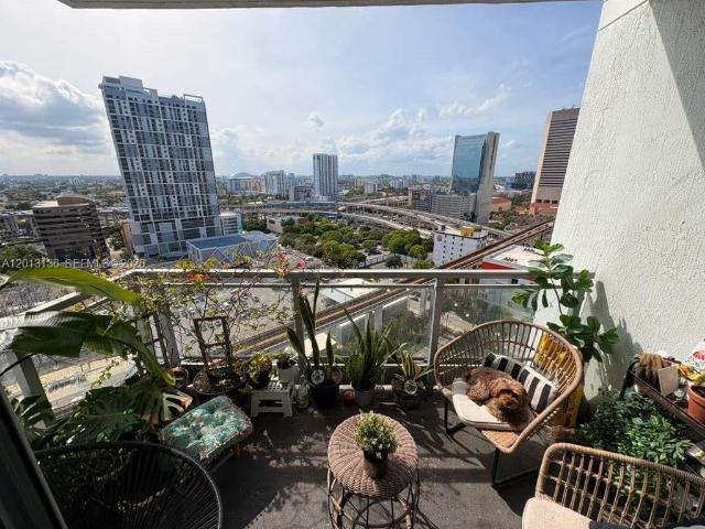 Luxury apartment complex for rent in Miami, United States