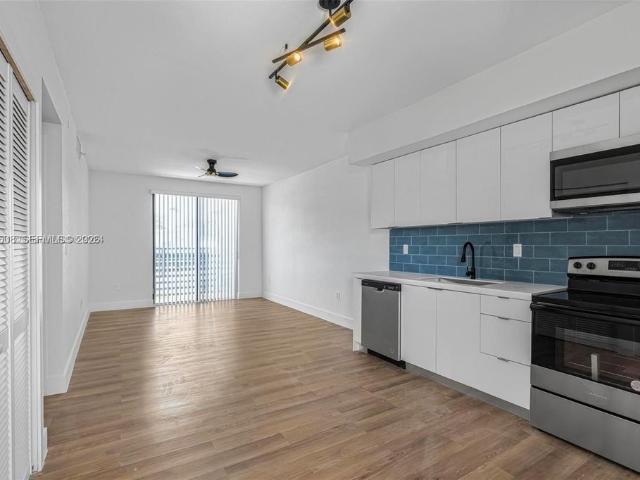 Luxury apartment complex for rent in Miami, United States