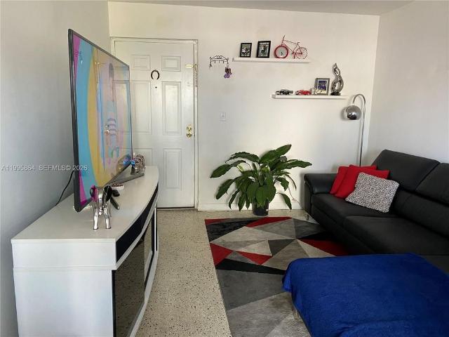 Luxury apartment complex for rent in Miami, United States