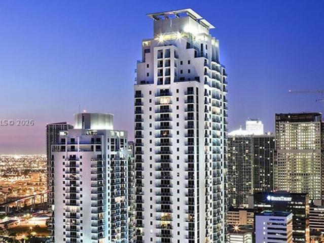 Luxury apartment complex for rent in Miami, United States
