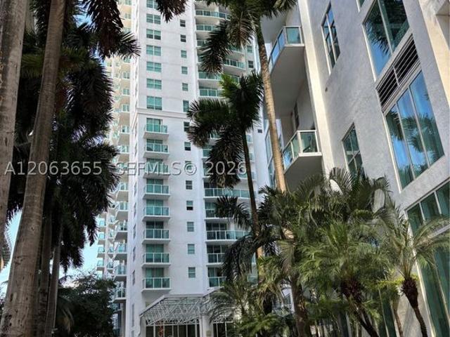 Luxury apartment complex for rent in Miami, United States