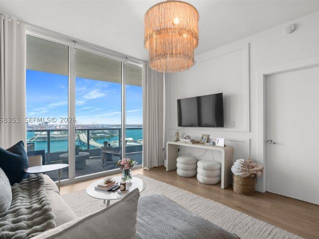 Luxury apartment complex for rent in Miami, United States
