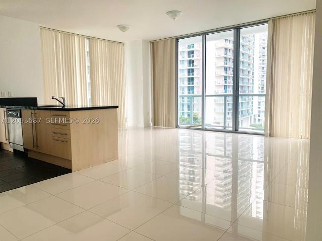 Luxury apartment complex for rent in Miami, United States