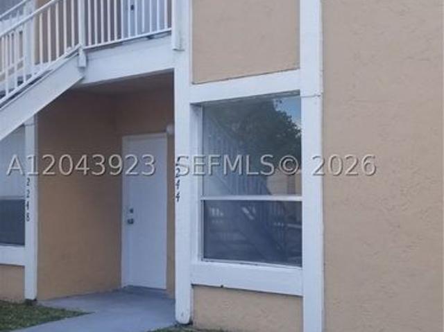 Luxury apartment complex for rent in Miramar, United States