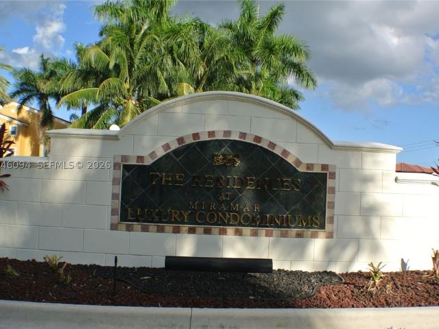 Luxury apartment complex for rent in Miramar, United States