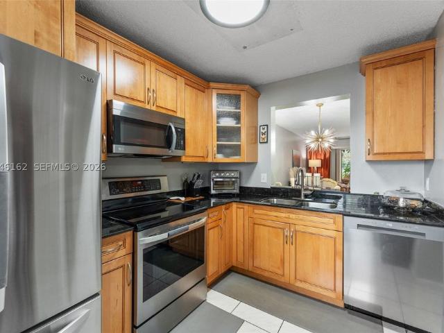Luxury apartment complex for rent in Miramar, United States