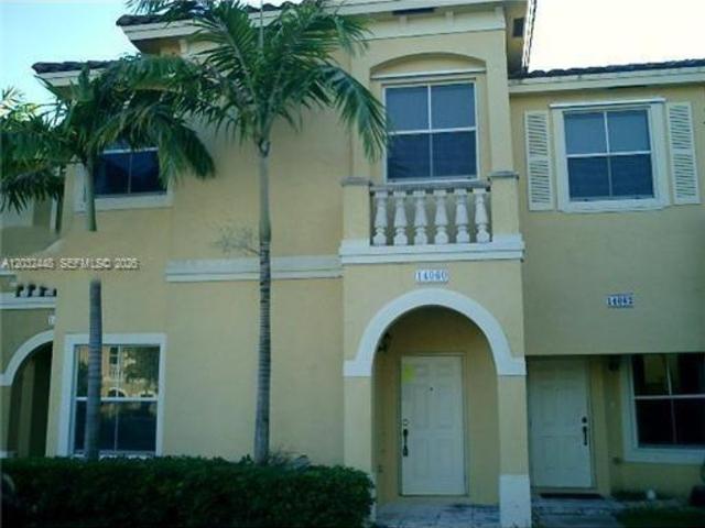 Luxury apartment complex for rent in Miramar, United States