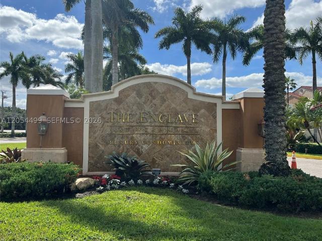 Luxury apartment complex for rent in Miramar, United States