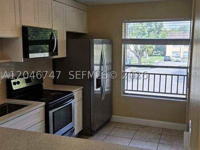 Luxury apartment complex for rent in Miramar, United States