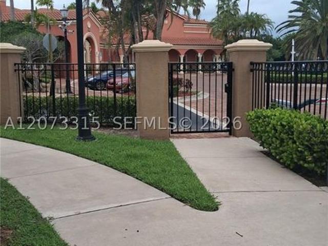 Luxury apartment complex for rent in Miramar, United States