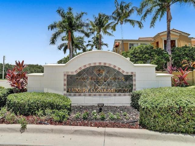 Luxury apartment complex for rent in Miramar, United States