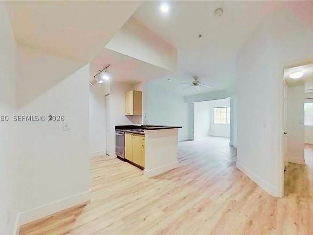 Luxury apartment complex for rent in Miramar, United States