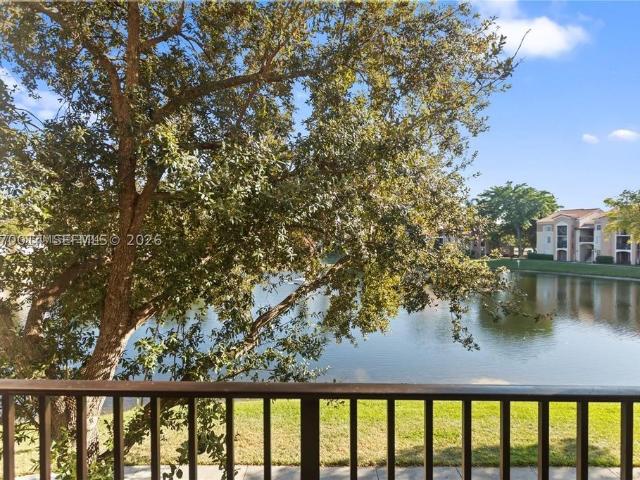Luxury apartment complex for rent in Miramar, Florida