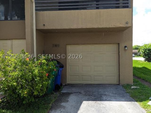 Luxury apartment complex for rent in Miramar, Florida