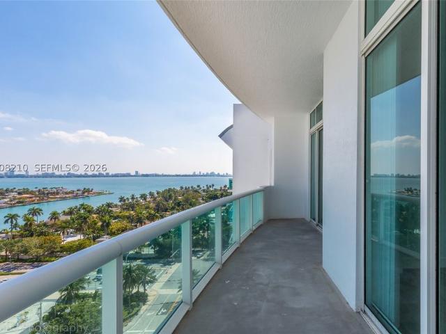 Luxury apartment complex for rent in North Bay Village, Florida