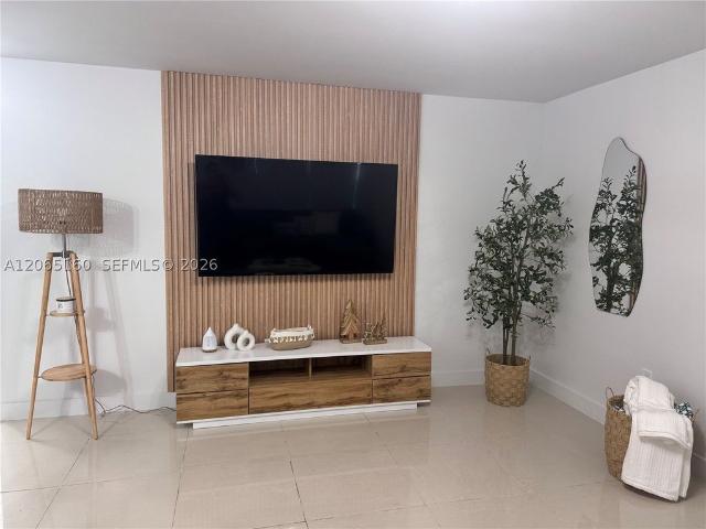 Luxury apartment complex for rent in North Bay Village, Florida