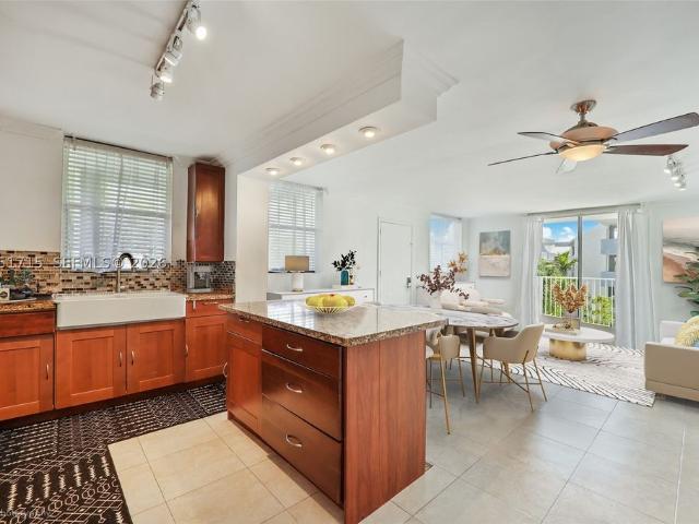 Luxury apartment complex for rent in North Bay Village, Florida