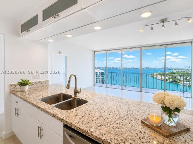 Luxury apartment complex for rent in North Bay Village, Florida