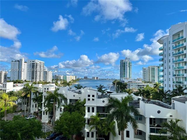 Luxury apartment complex for rent in North Bay Village, Florida