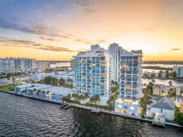 Luxury apartment complex for rent in North Bay Village, United States
