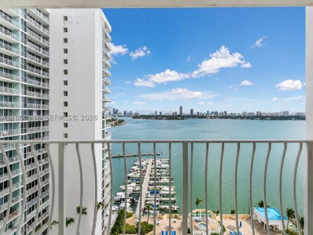 Luxury apartment complex for rent in North Bay Village, United States