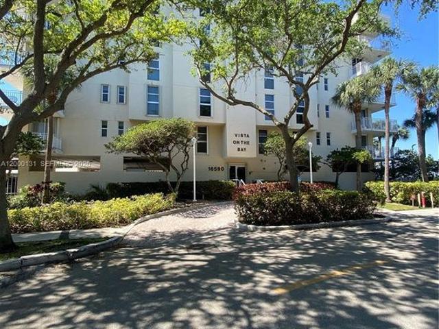 Luxury apartment complex for rent in North Miami Beach, Florida
