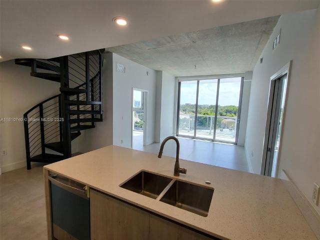 Luxury apartment complex for rent in North Miami Beach, Florida