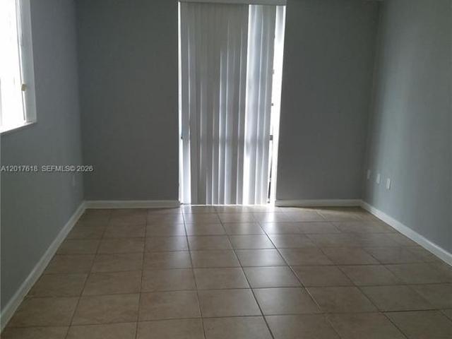 Luxury apartment complex for rent in North Miami Beach, Florida