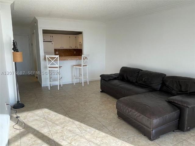Luxury apartment complex for rent in North Miami Beach, Florida