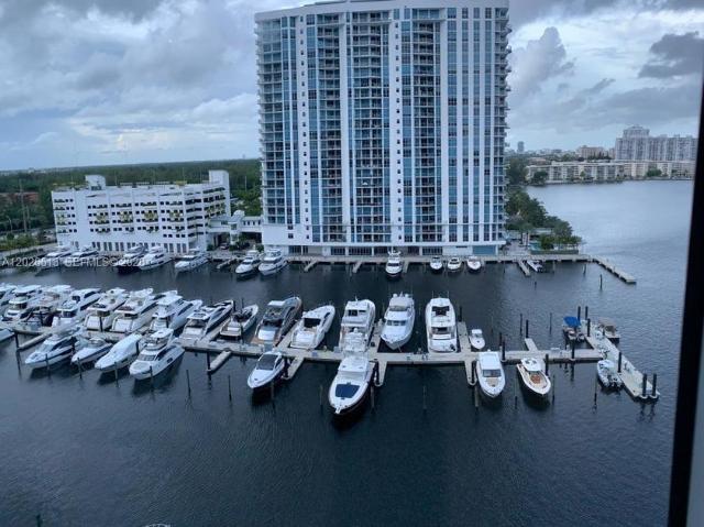 Luxury apartment complex for rent in North Miami Beach, Florida
