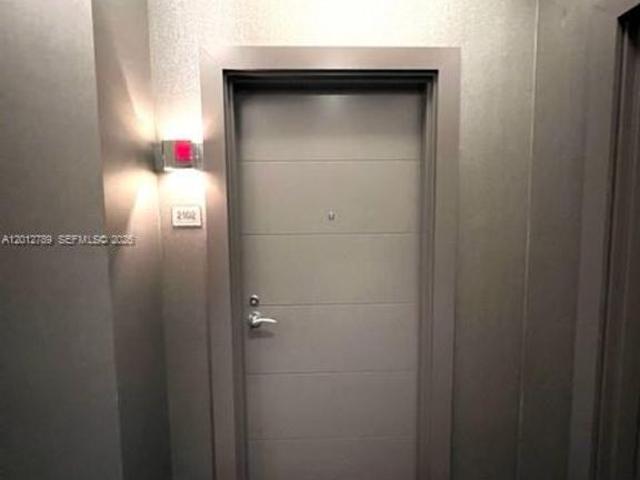 Luxury apartment complex for rent in North Miami Beach, Florida