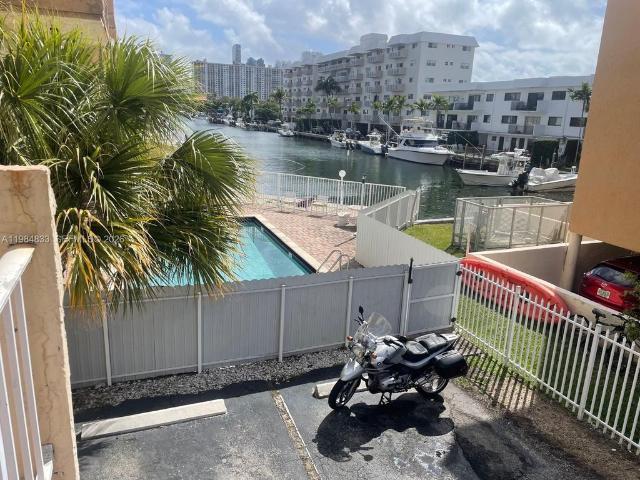 Luxury apartment complex for rent in North Miami Beach, Florida