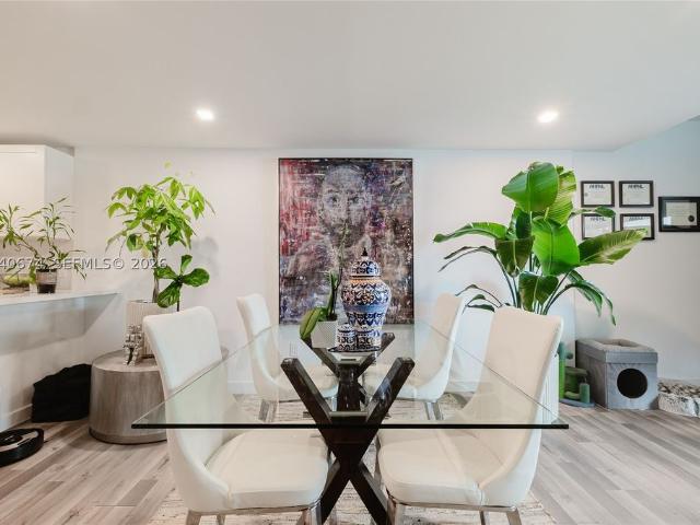 Luxury apartment complex for rent in North Miami Beach, Florida