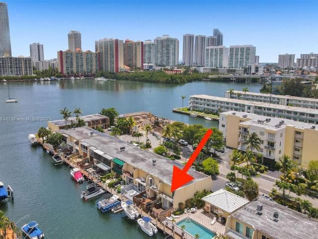 Luxury apartment complex for rent in North Miami Beach, United States
