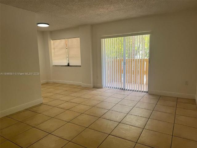 Luxury apartment complex for rent in North Miami Beach, United States