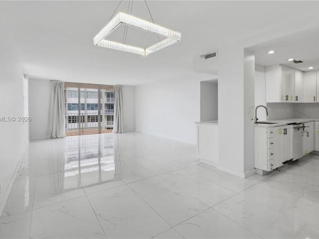 Luxury apartment complex for rent in North Miami Beach, United States