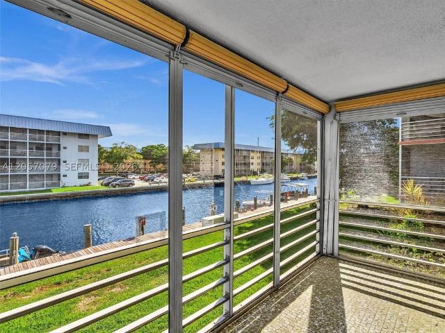 Luxury apartment complex for rent in North Miami Beach, United States