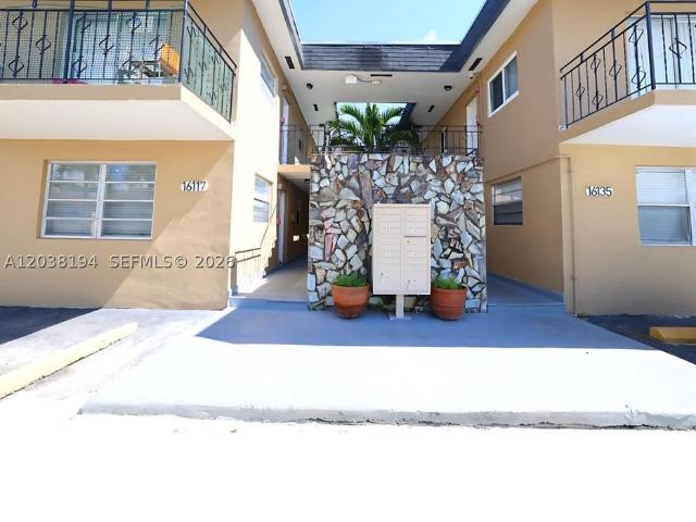 Luxury apartment complex for rent in North Miami Beach, United States