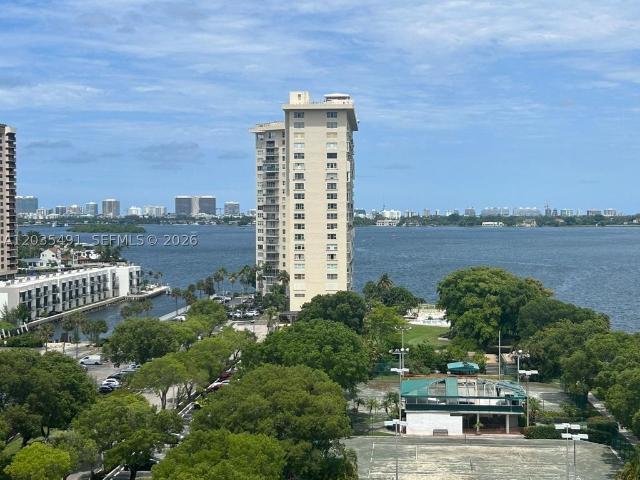 Luxury apartment complex for rent in North Miami Beach, United States