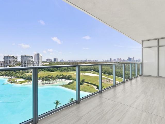 Luxury apartment complex for rent in North Miami, Florida