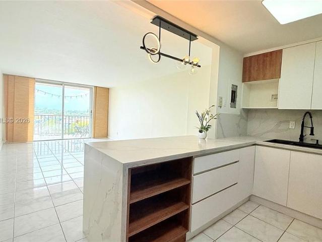 Luxury apartment complex for rent in North Miami, Florida