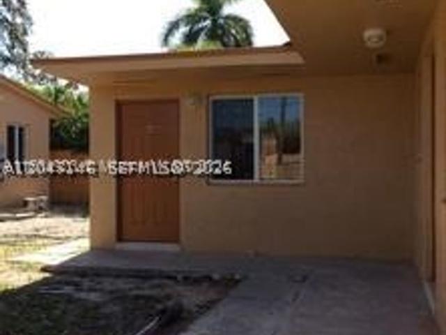 Luxury apartment complex for rent in North Miami, Florida