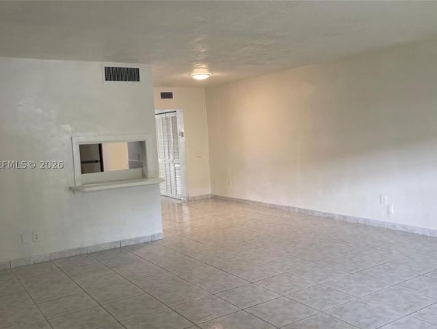 Luxury apartment complex for rent in North Miami, Florida