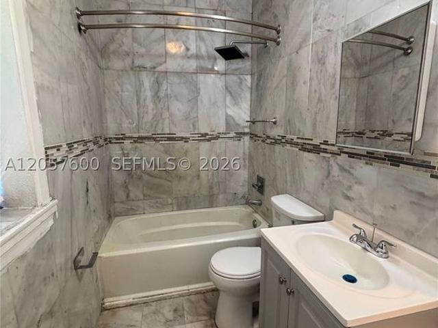 Luxury apartment complex for rent in North Miami, Florida