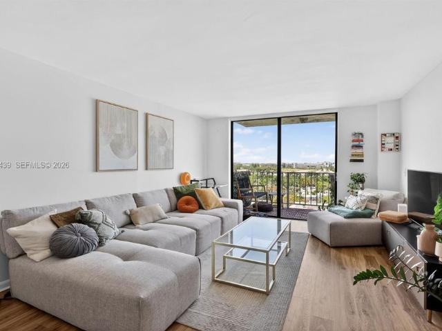 Luxury apartment complex for rent in North Miami, Florida