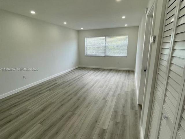 Luxury apartment complex for rent in North Miami, Florida