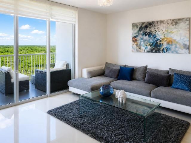 Luxury apartment complex for rent in North Miami, Florida